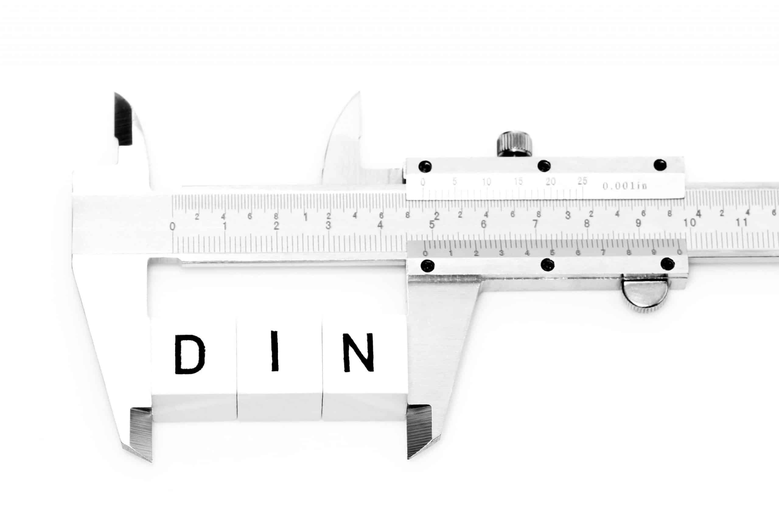 Prüfung nach DIN 18202 I Das ist zu beachten - BAU-Index